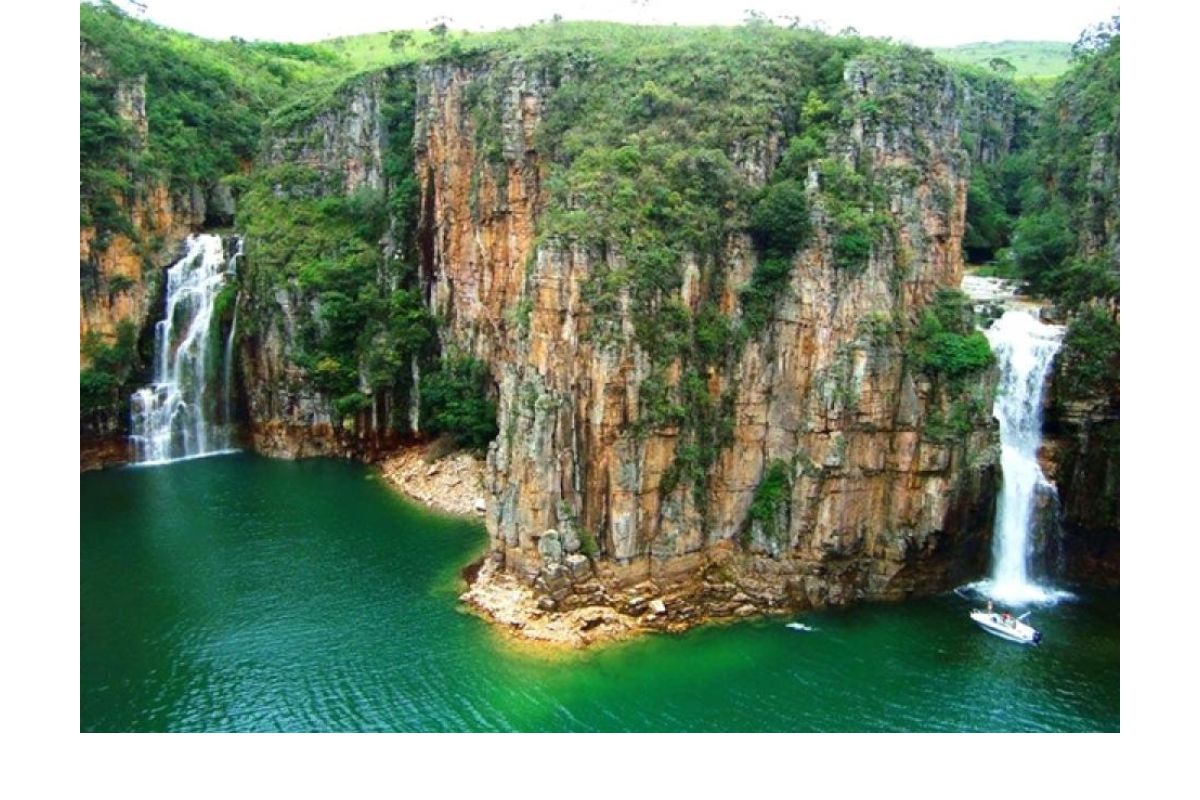 Capitólio (MG): Guia Completo para Explorar o “Mar de Minas” - ATUALIZA ...
